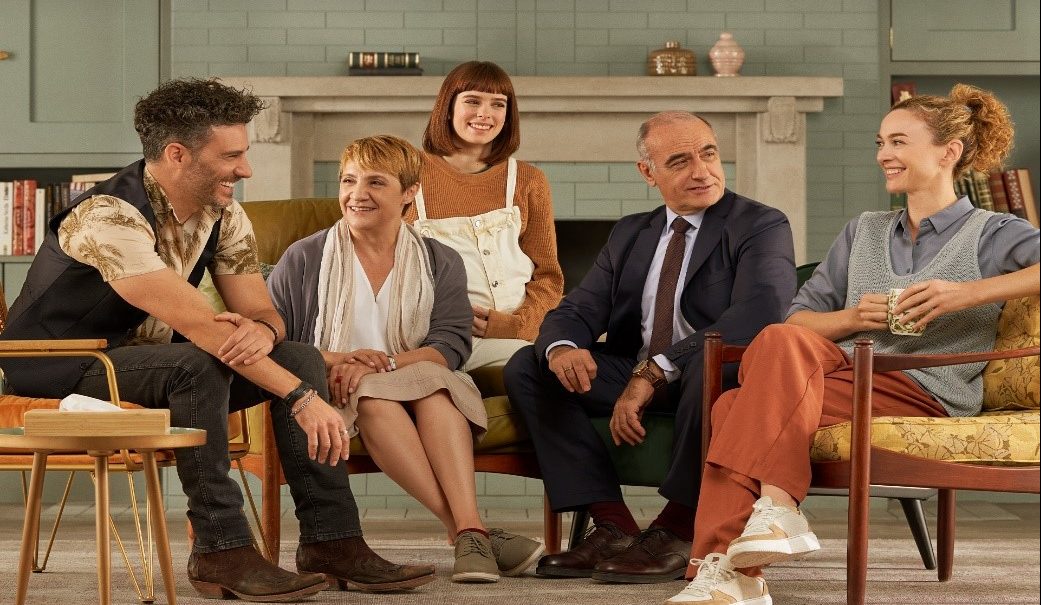 Paramount + presenta su nuevo dramedy: Días Mejores