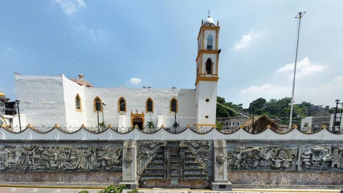 Anuncian rehabilitación del mural Homenaje a la Cultura Totonaca