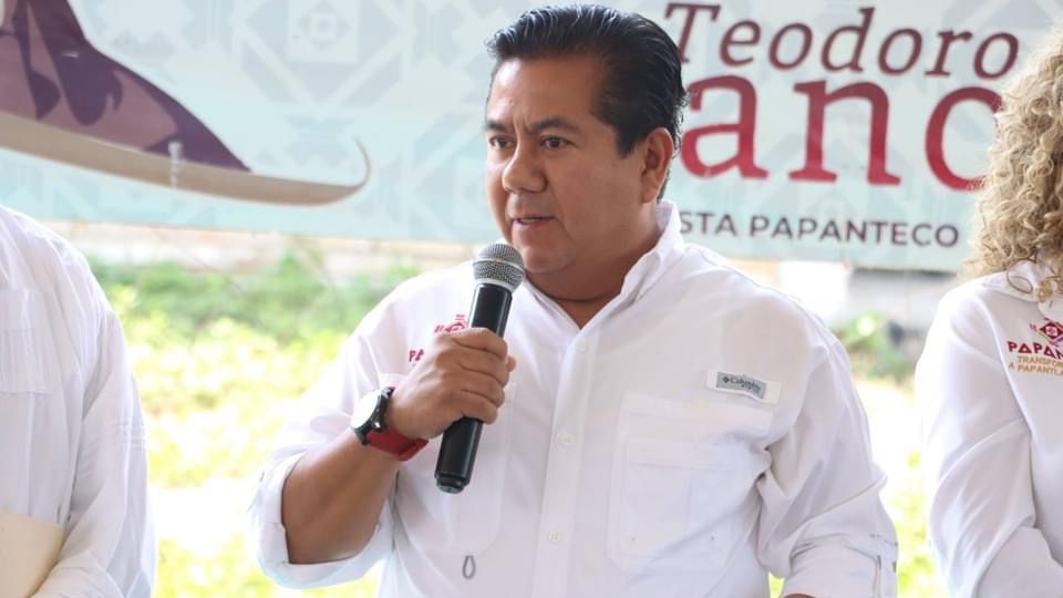 Eric Domínguez cumple a los papantecos